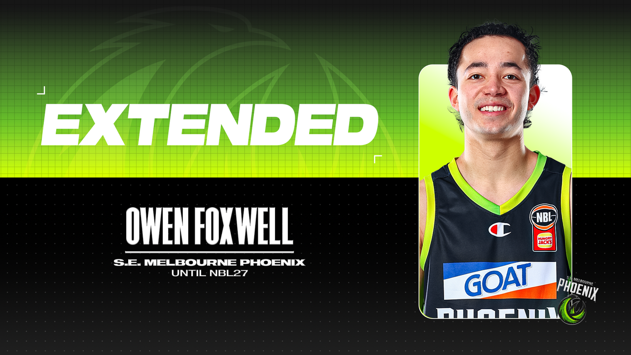 Phoenix's Foxwell signs-on for two more