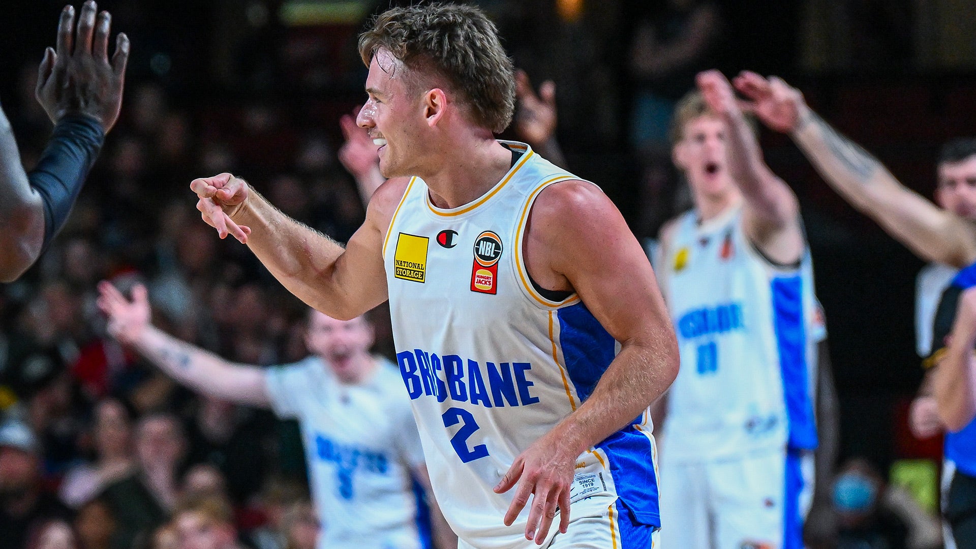 Prather, White send Bullets to fourth