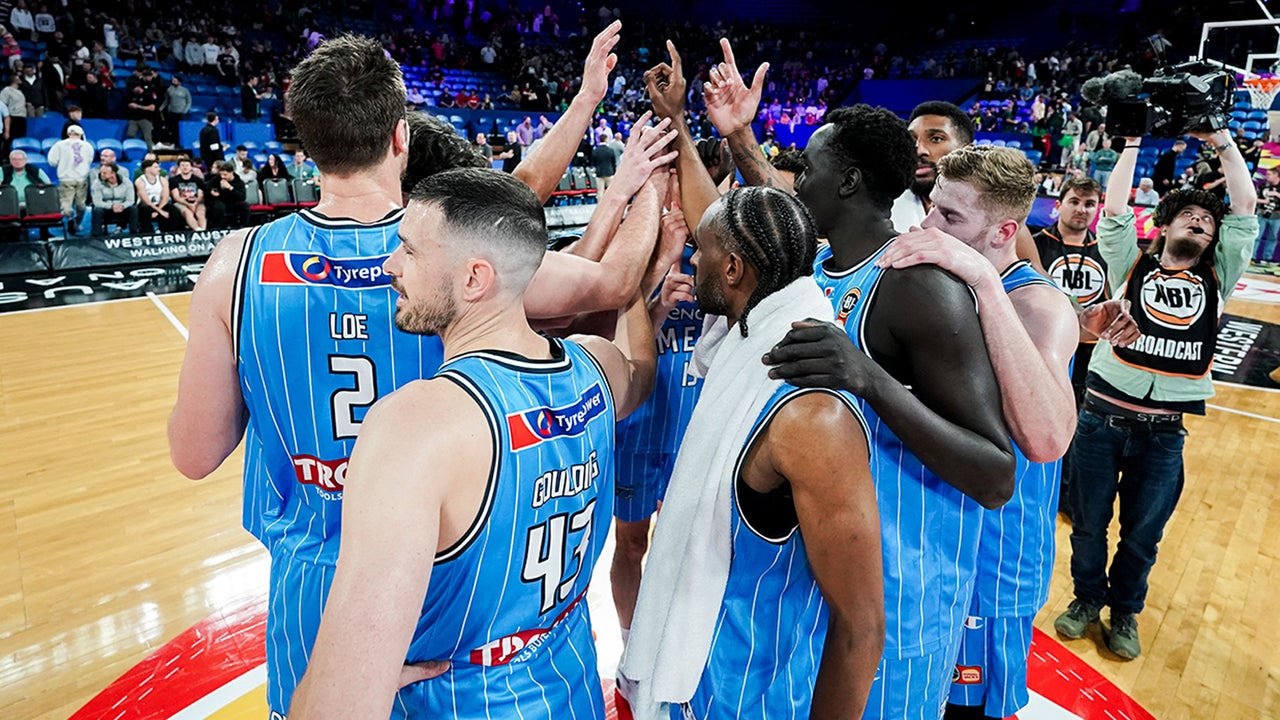 STAT WRAP - NBL25 Round 1