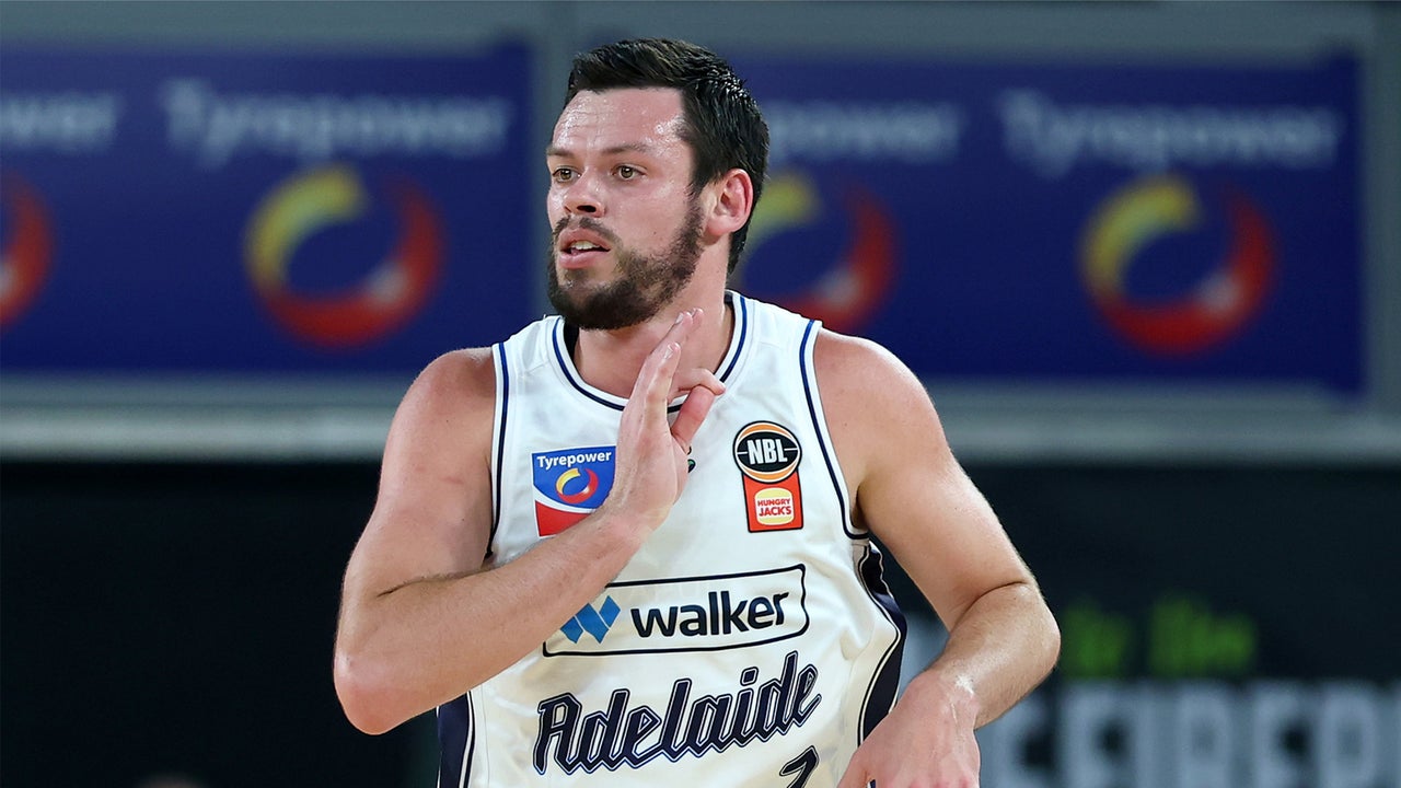 Wells backs in Sixers' small ball group