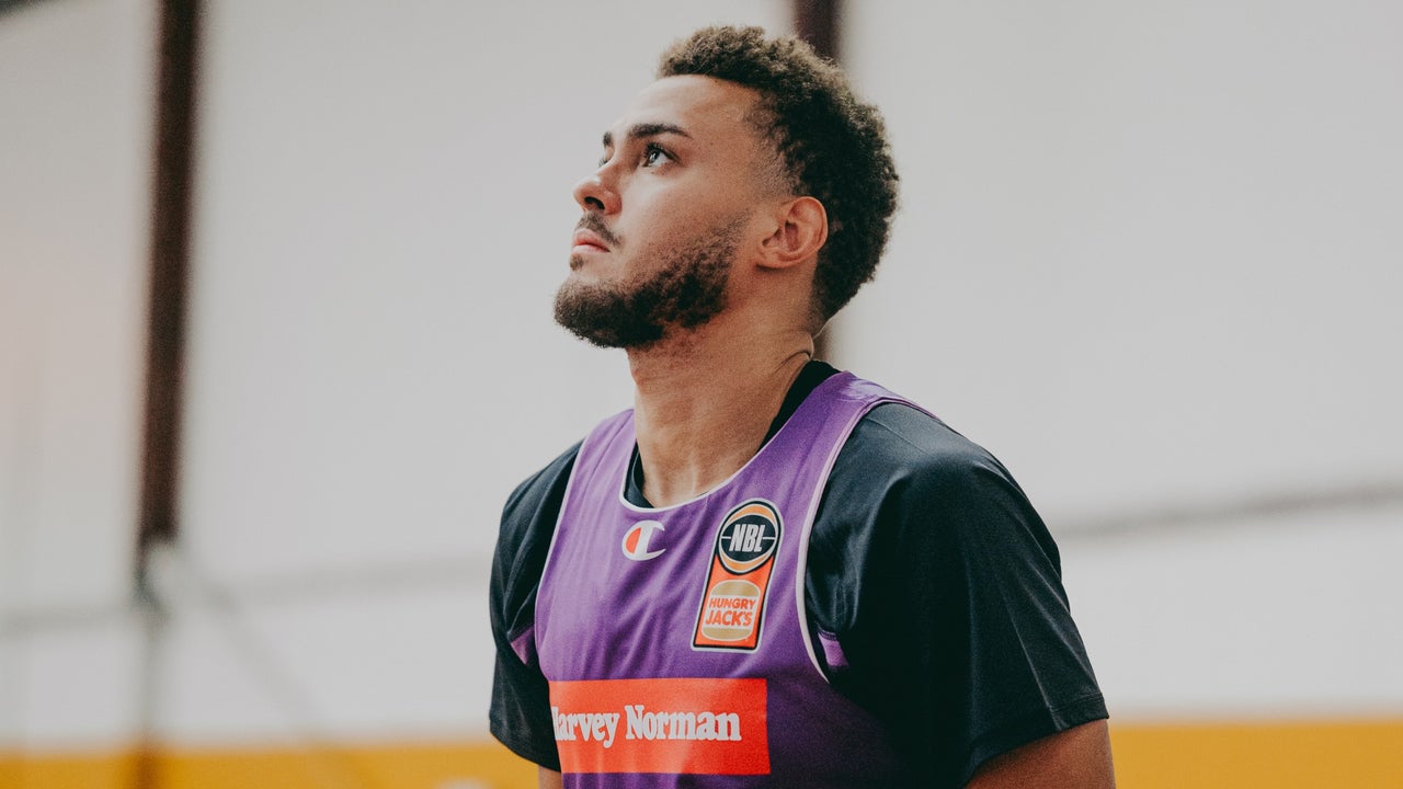Kings trio to miss season-opener against Hawks