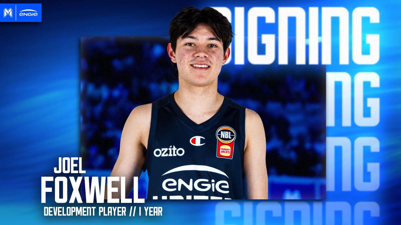 Junior National Champion Foxwell signs as Development Player