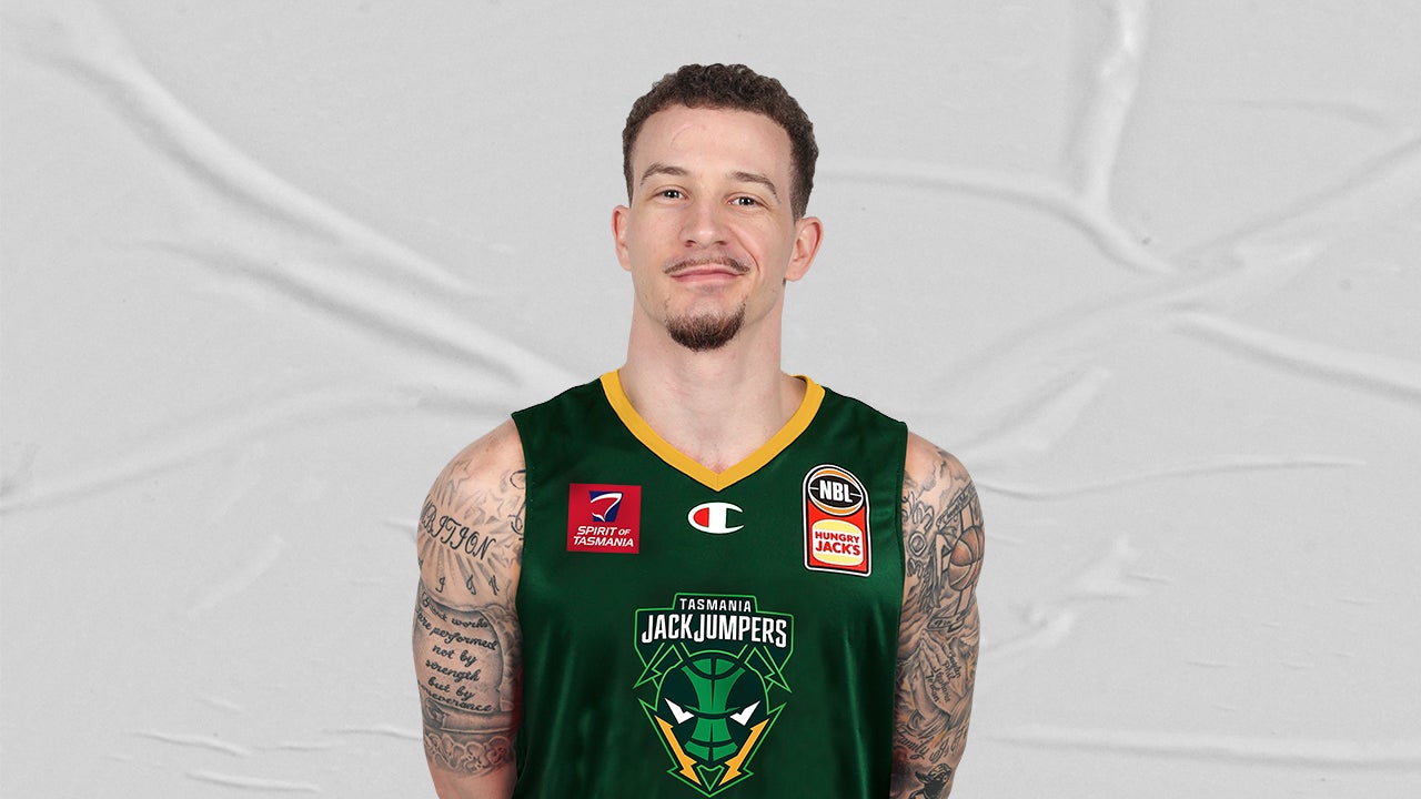 High Flying American Guard Josh Adams Joins JackJumpers