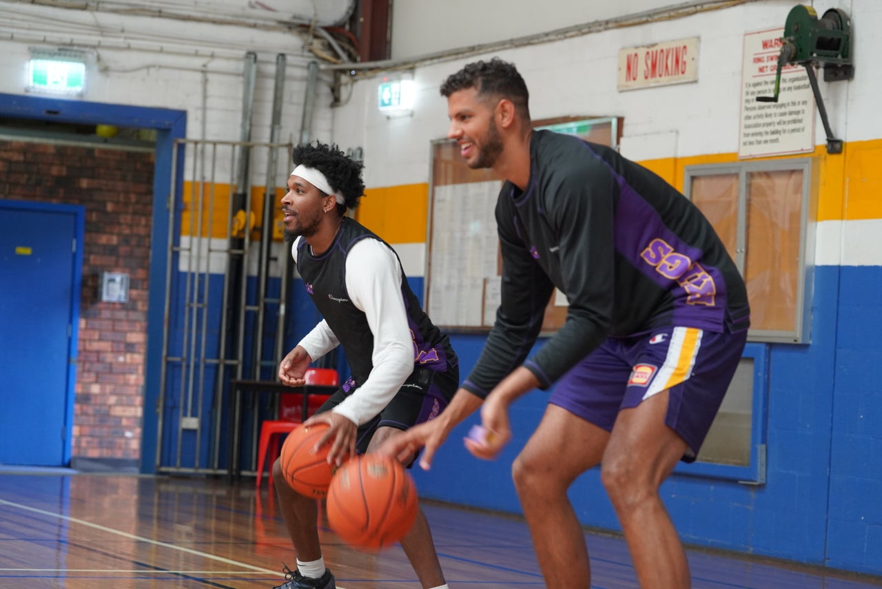 How Kings swooped Hawks for Simon