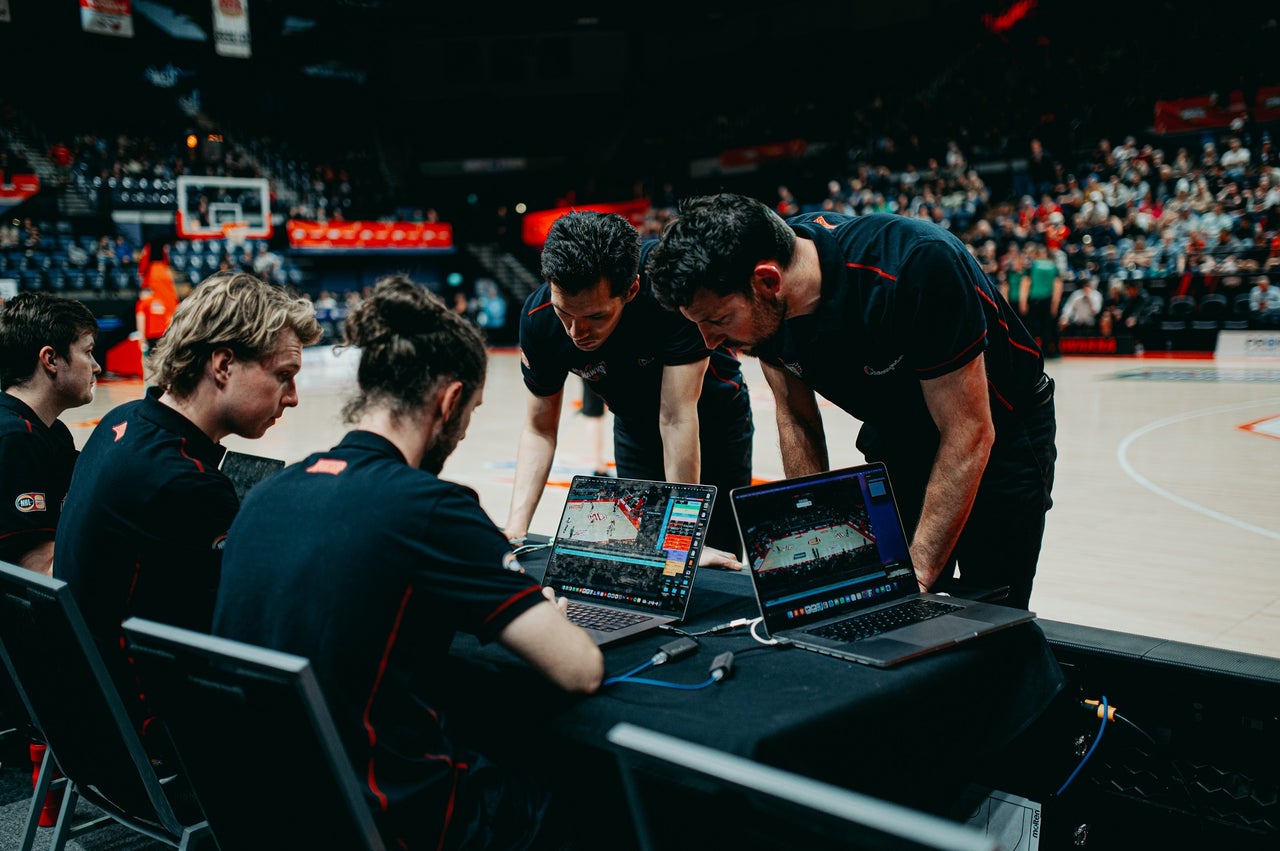 Applications Now Open for Intern Coach