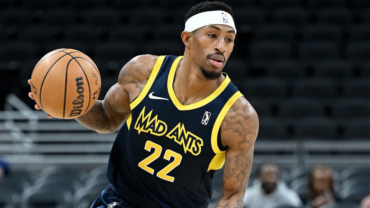 Sword’s pesty play cuts through