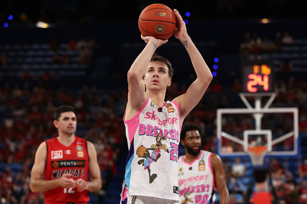 Hugo Besson Declares for Draft