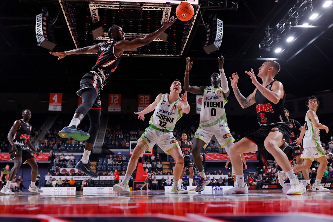 Round 2: Hawks vs Phoenix Highlights