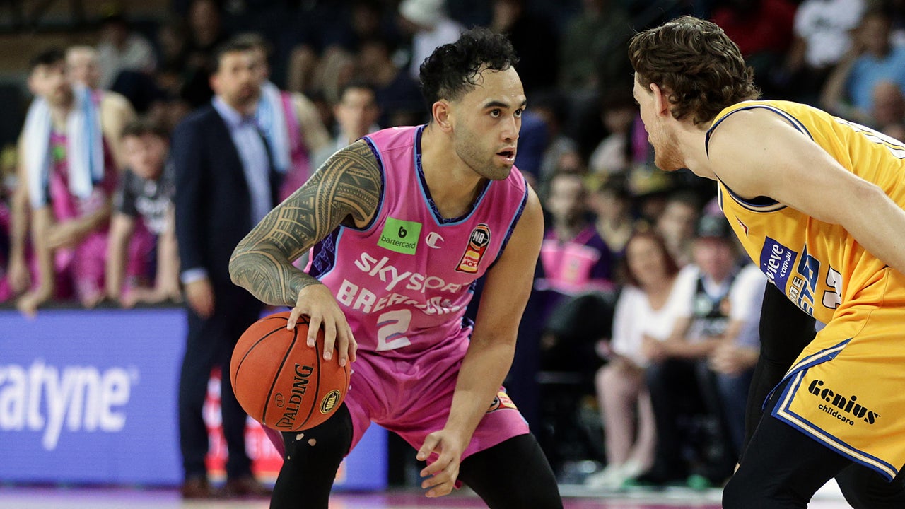 Breakers Dominate New-Look, Shorthanded Bullets