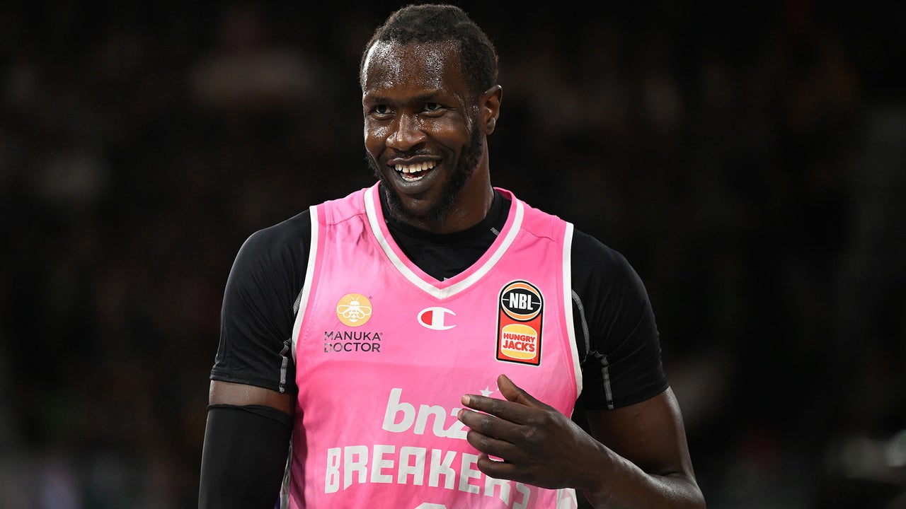 NZ Breakers continue their hot form to open 2024