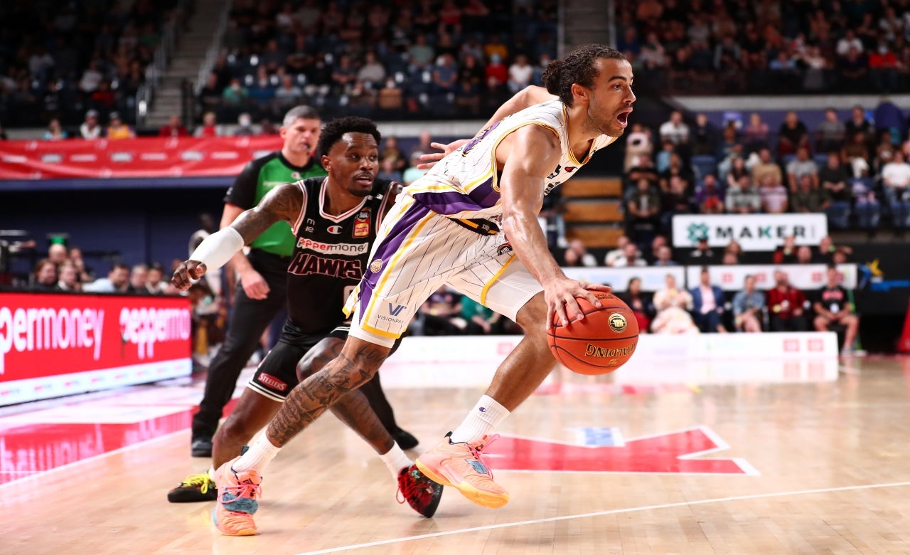 Round 21 Preview: Kings vs. Hawks