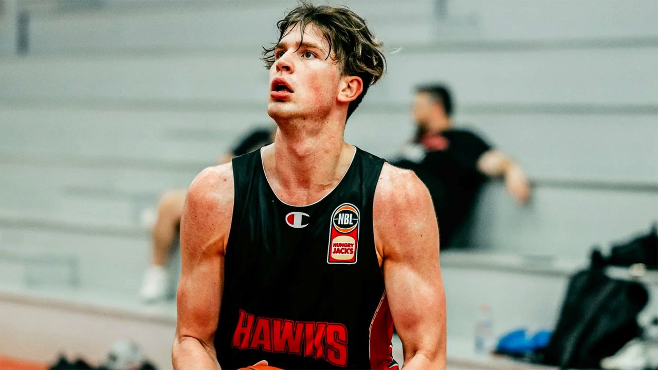 NBA eyes don’t faze young Hawk