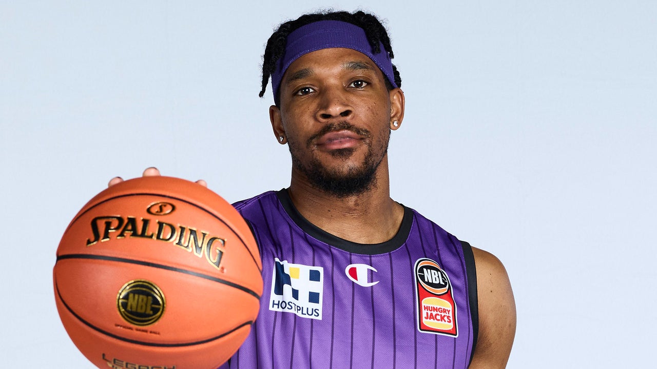 Simon Says Kings "Never Satisfied"