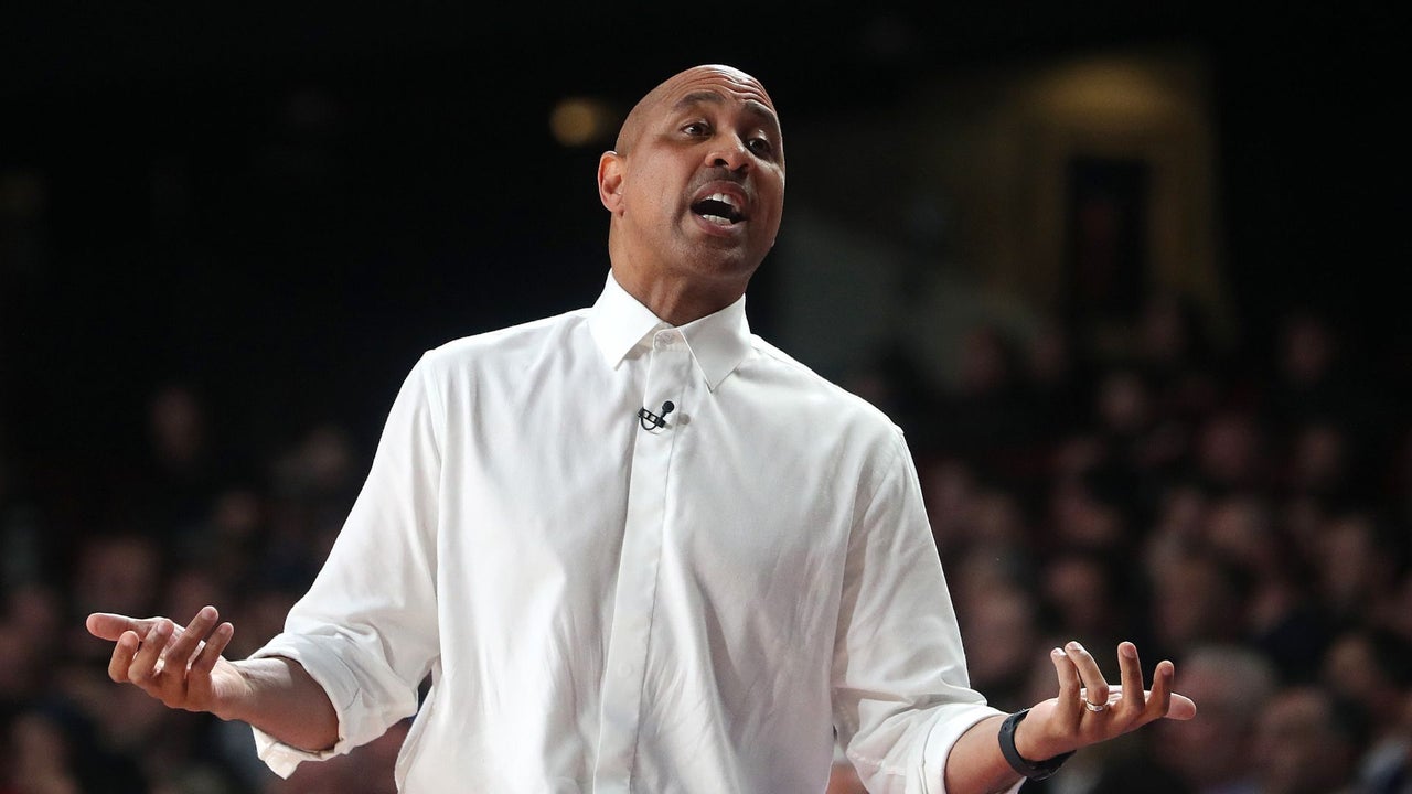 36ers need to keep improving: Bruton