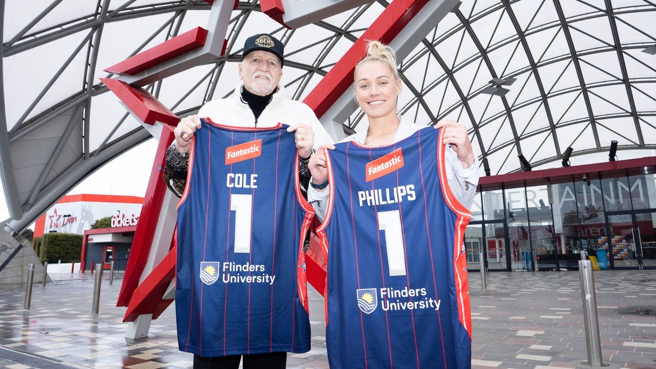 Cole, Phillips join as No.1 Ticket Holders