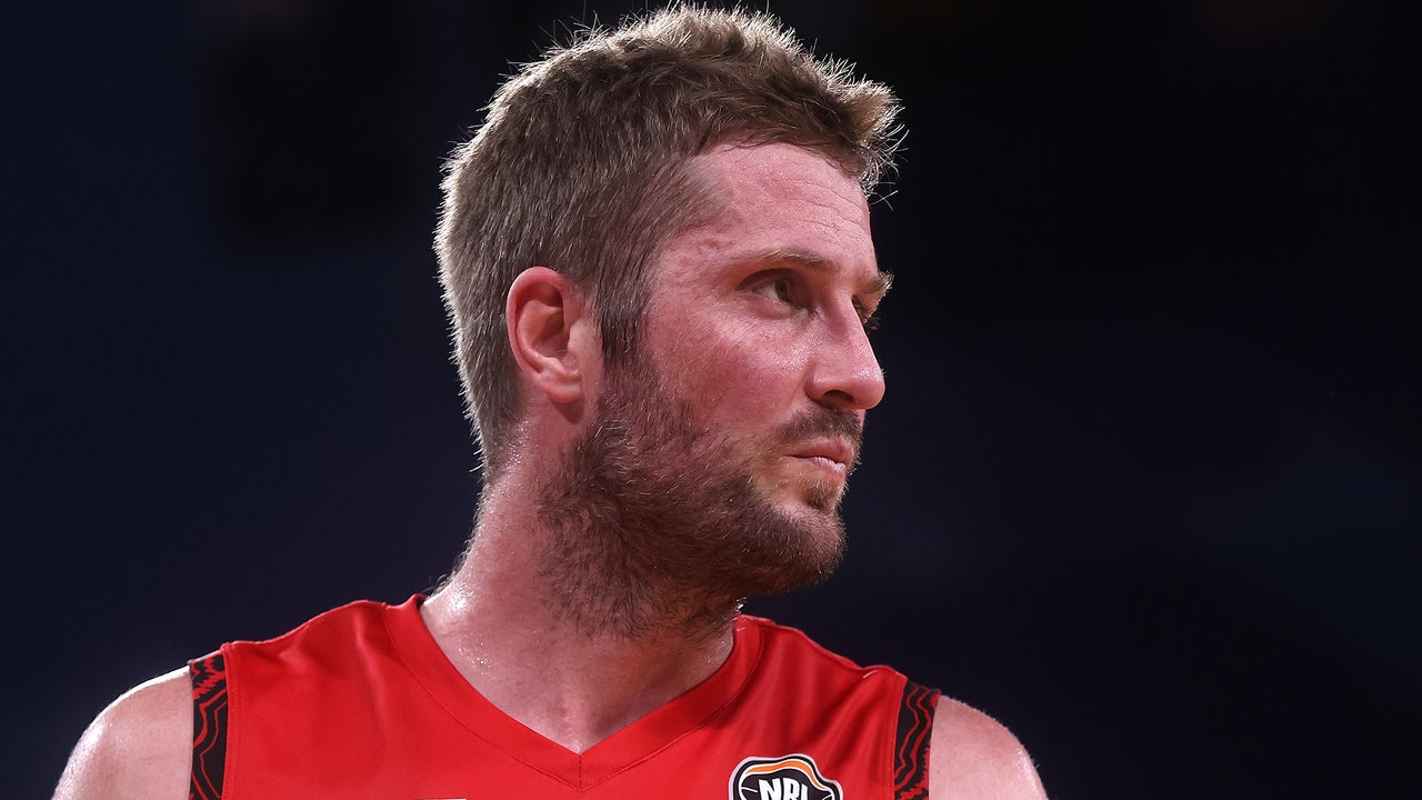 Wagstaff Sparks Aussie Fightback to Set Up Chance at Gold