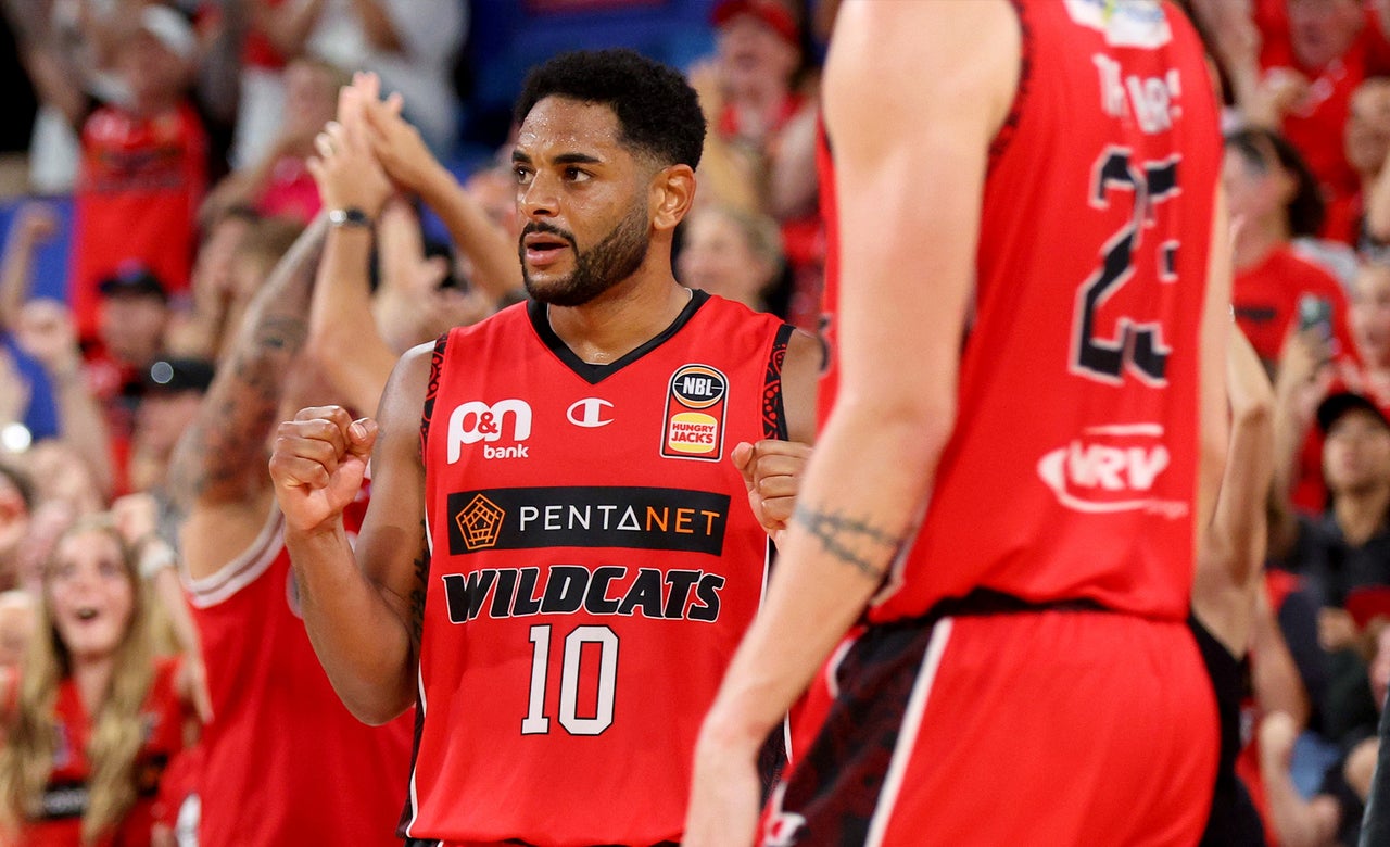Wildcats win a thriller to clinch spot in play-in tournament